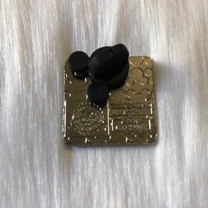 Disney | Jewelry | 525 Dumbo The Flying Elephant Attraction Pin | Poshmark